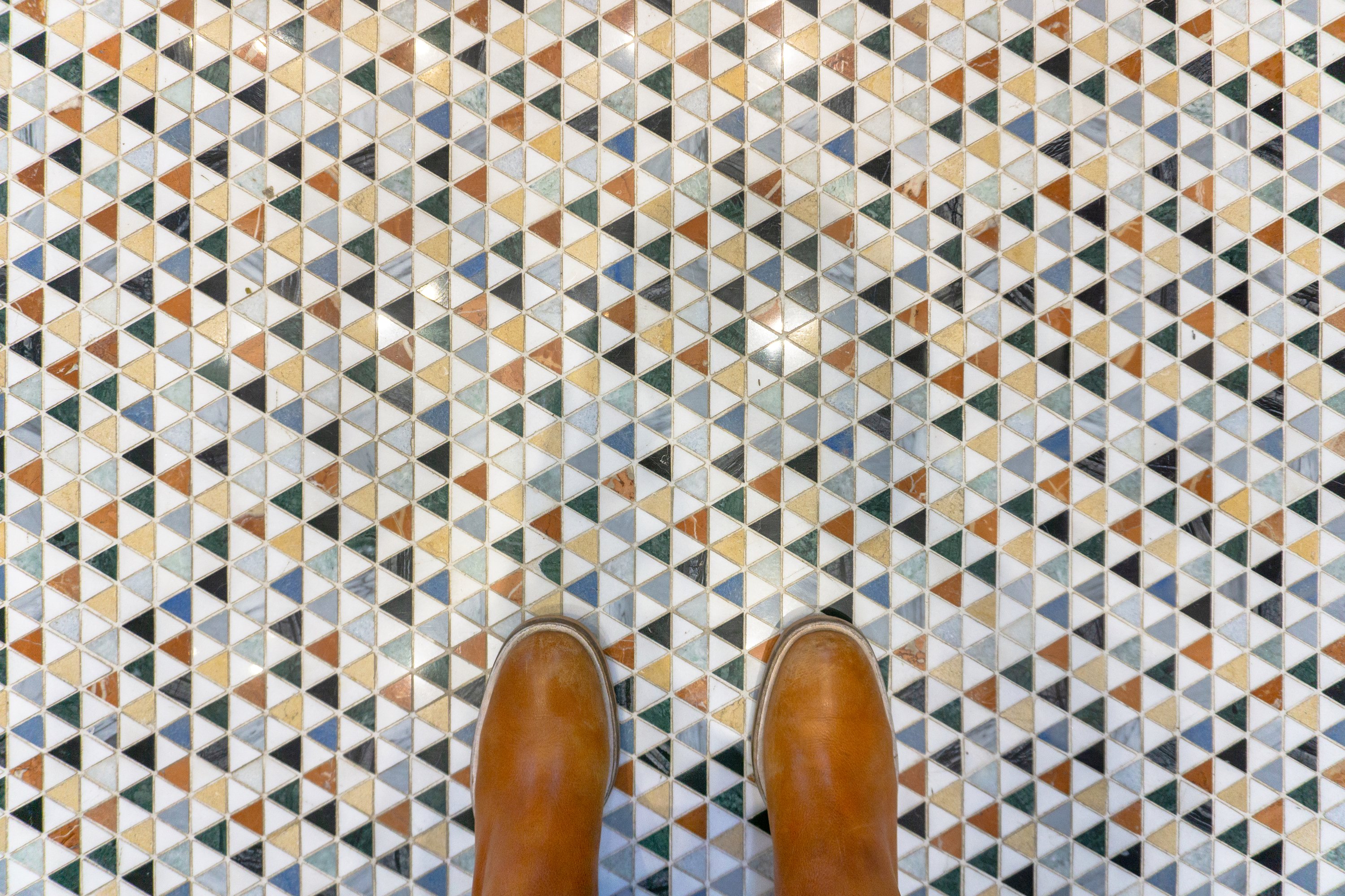 Stepping into Luxury: 6 Decorative Floor Tile Ideas