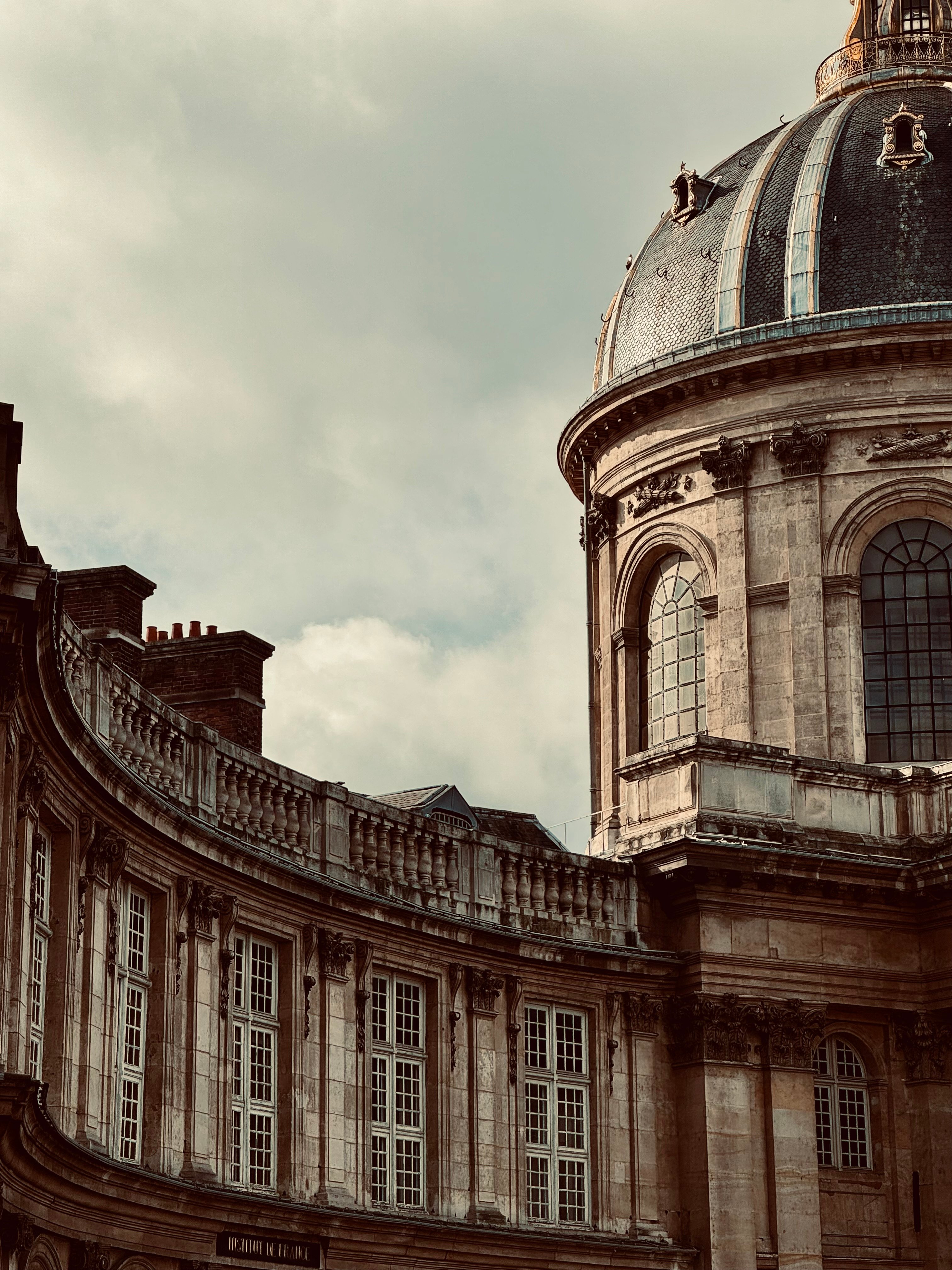 French Limestone: A Staple of Parisian Charm